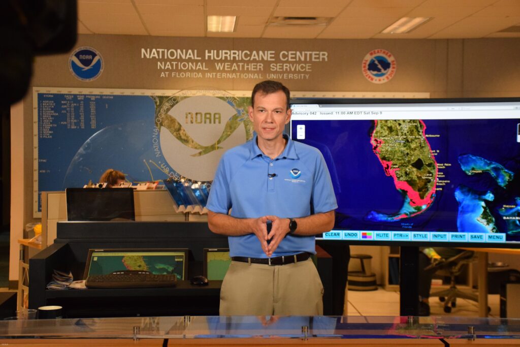 Meteorologist gets US award for work in forecasting hurricane storm ...