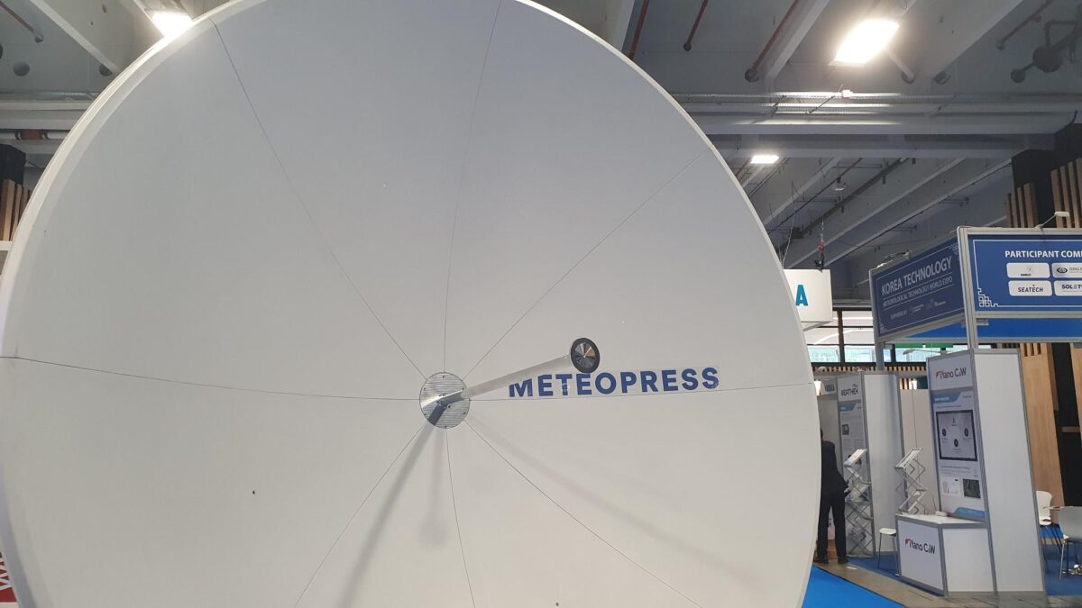 EXPO NEWS: Meteopress demoes C-band Solid-State Weather radar | Meteorological Technology ...