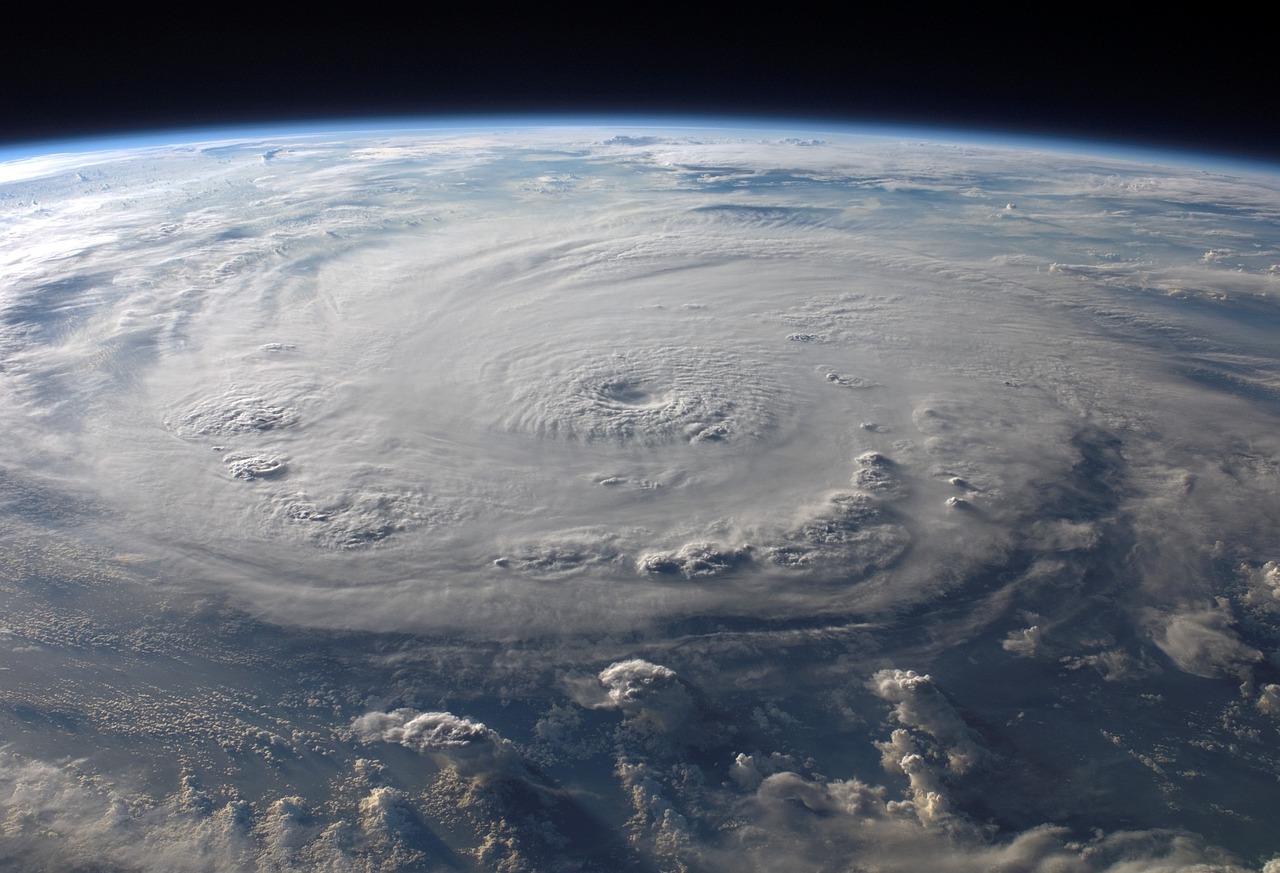 Cost of weather-related disasters soars but early warnings save lives ...