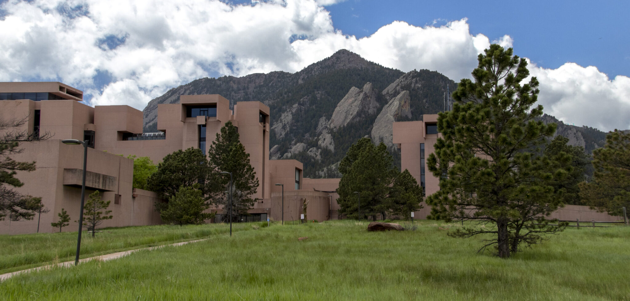 UCAR renews agreement to continue managing NCAR | Meteorological ...
