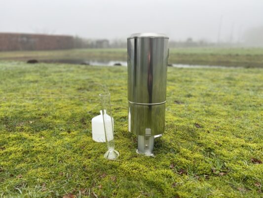 KNMI to update all volunteers’ hand-held rain gauges | Meteorological ...